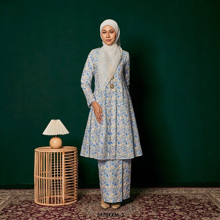 Kebarung Kalthom in Blue (3970KKM-2) – Color Blast