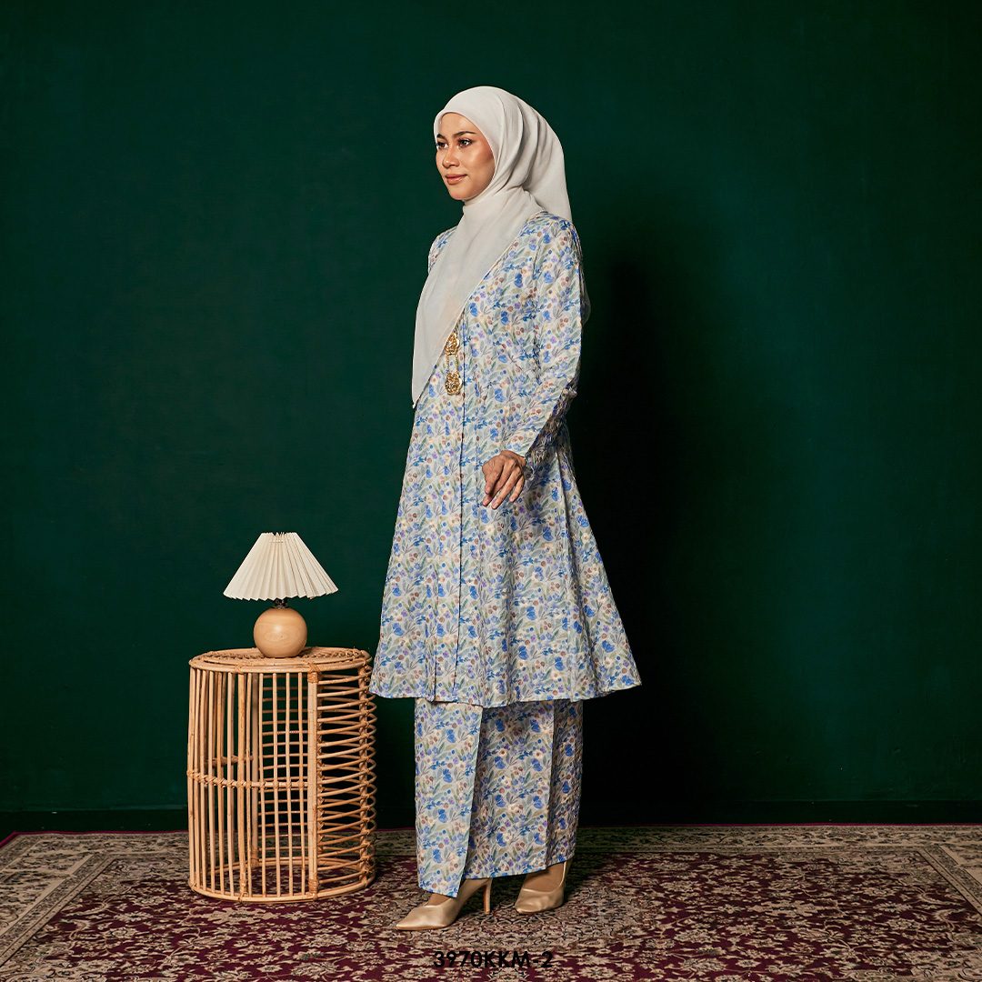 Kebarung Kalthom in Blue (3970KKM-2) – Color Blast